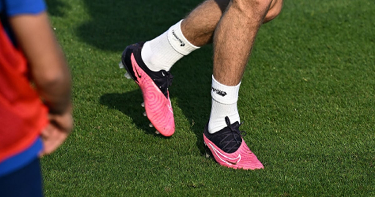 England Players Switch Into Next Gen Nike Phantom - SoccerBible