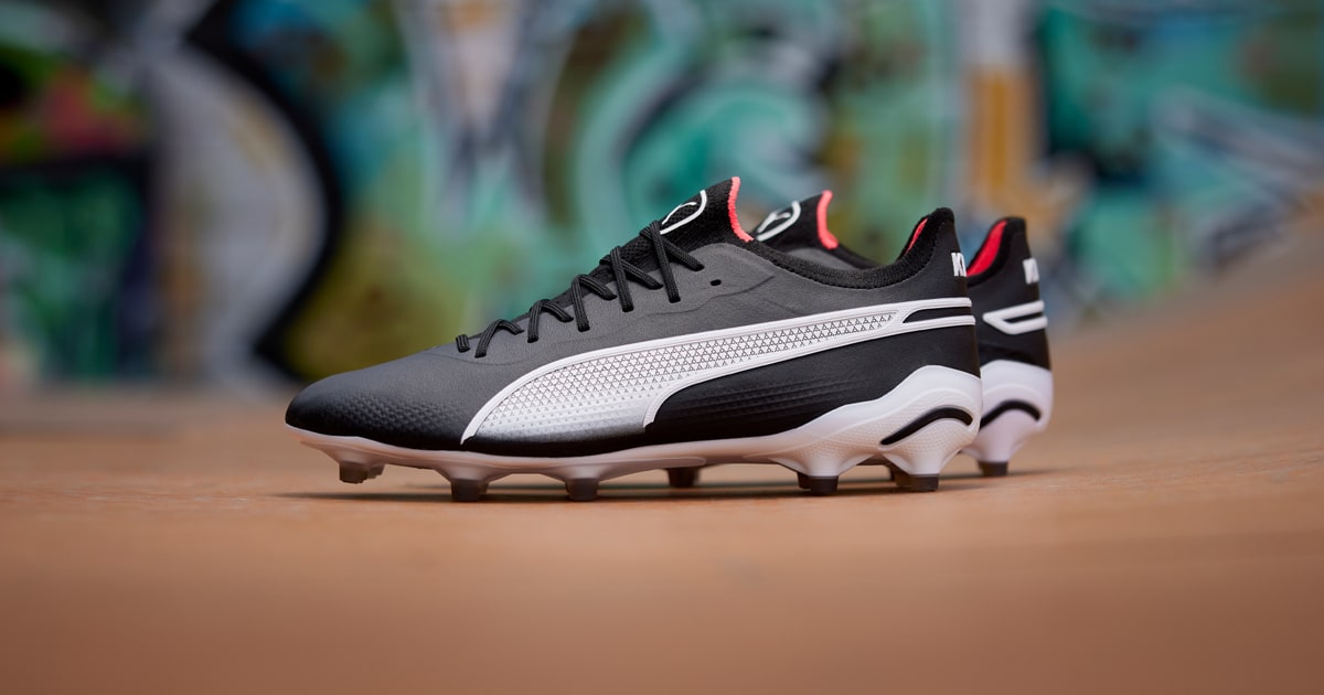 PUMA Launch The King Ultimate In Classic Colourway - SoccerBible